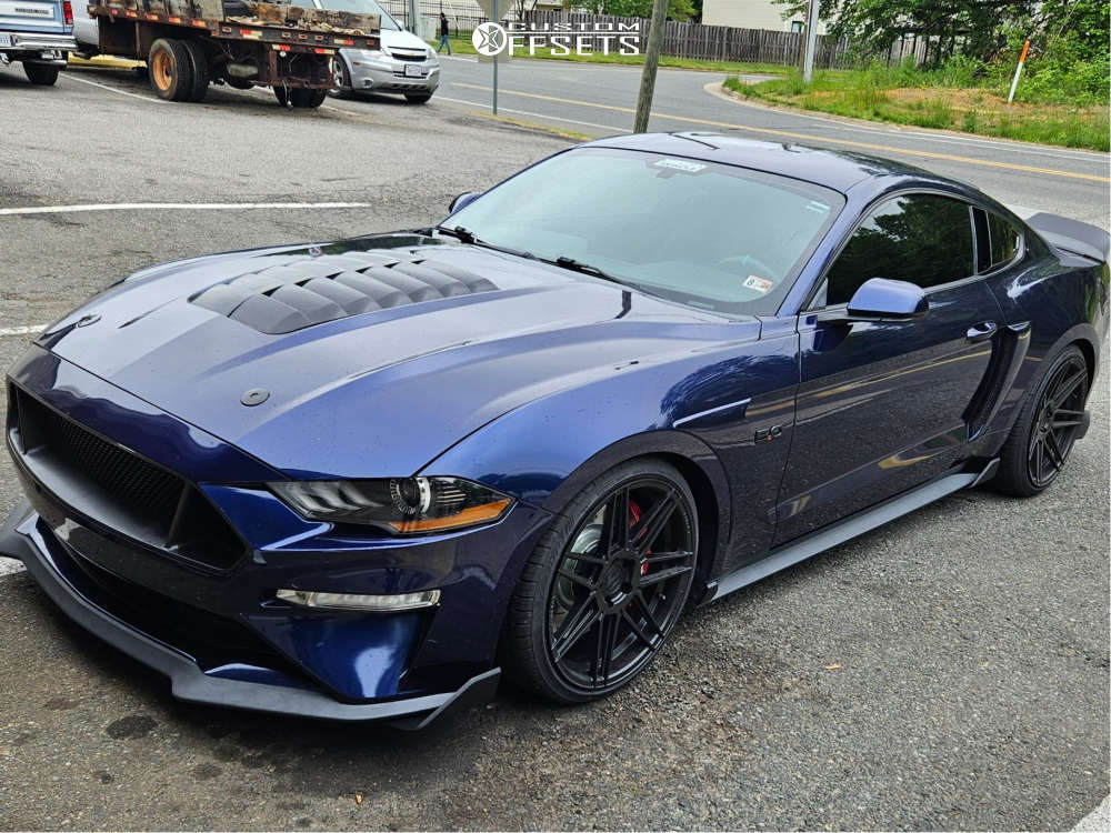 2019 Ford Mustang with 20x9 35 Ferrada F8-FR6 and 235/35R20 Lexani Lx ...