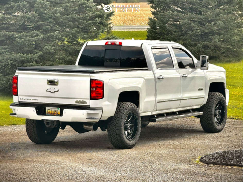 2015 Chevrolet Silverado 2500 HD with 20x10 -19 Hostile Alpha and 295 ...