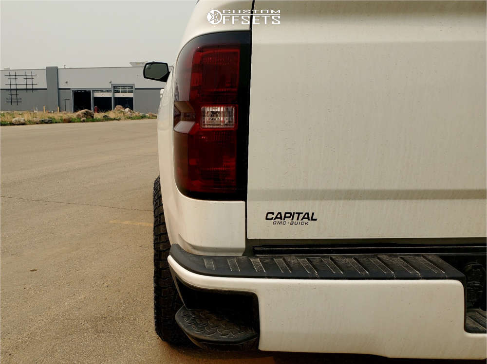 2016 Chevrolet Silverado 1500 with 20x10 -18 Method Mr316 and 275/55R20 ...