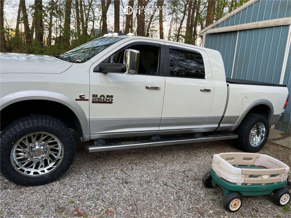 2017 Ram 2500 with 20x10 -19 Hostile H131 and 33/12.5R20 Radar Renegade ...