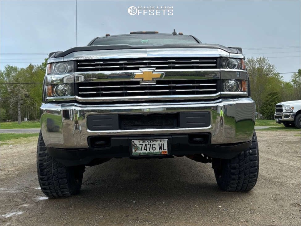 2017 Chevrolet Silverado 2500 HD with 20x12 -51 Vision Brawl and 35/12 ...