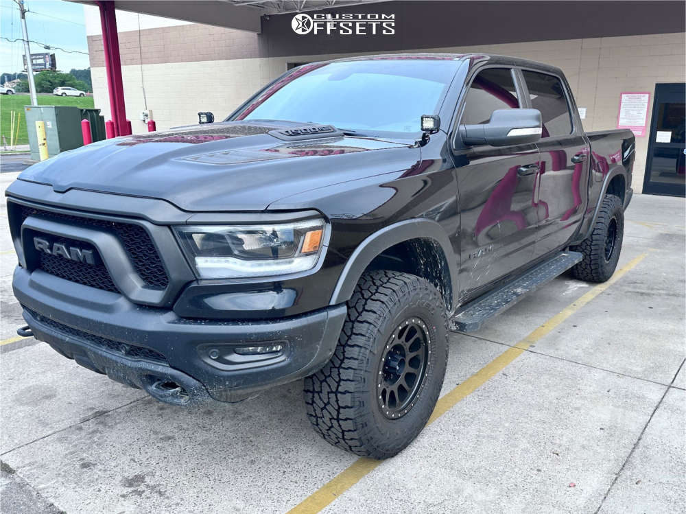 2020 Ram 1500 with 18x9 -12 Method 305 and 35/12.5R18 Falken Wildpeak ...