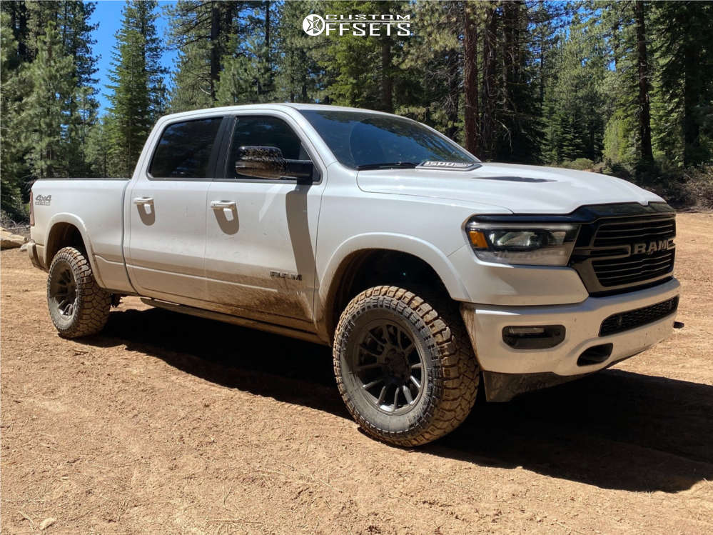 2022 Ram 1500 with 18x9 -12 Raceline Gauge and 275/70R18 Kenda Klever R ...