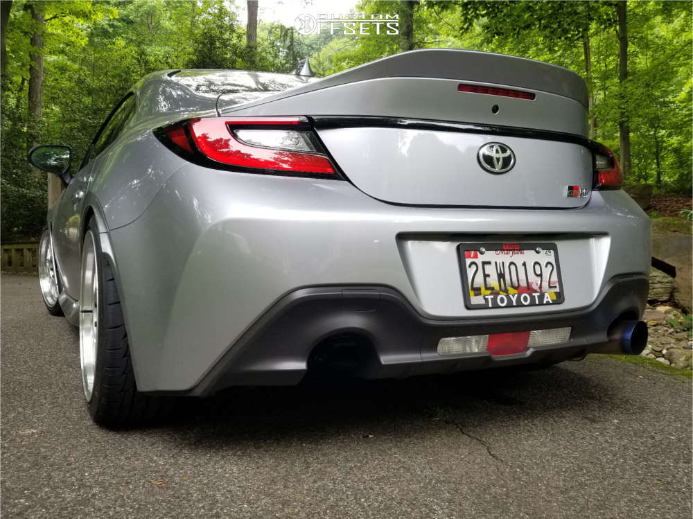 2022 Toyota GR86 with 18x8.5 35 Aodhan Ah02 and 225/40R18 Firestone ...
