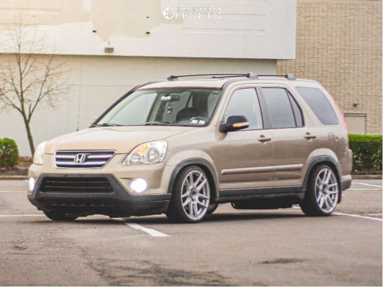 2005 Honda CR-V with 18x8.5 30 ESR Cs8 and 215/30R18 Lexani LXUHP-207 ...