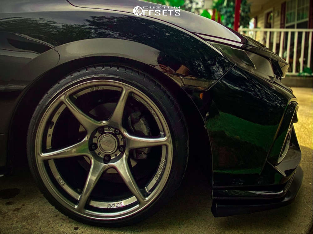 2020 Honda Civic with 18x9 12 Kansei Tandem and 215/35R18 Vercelli ...