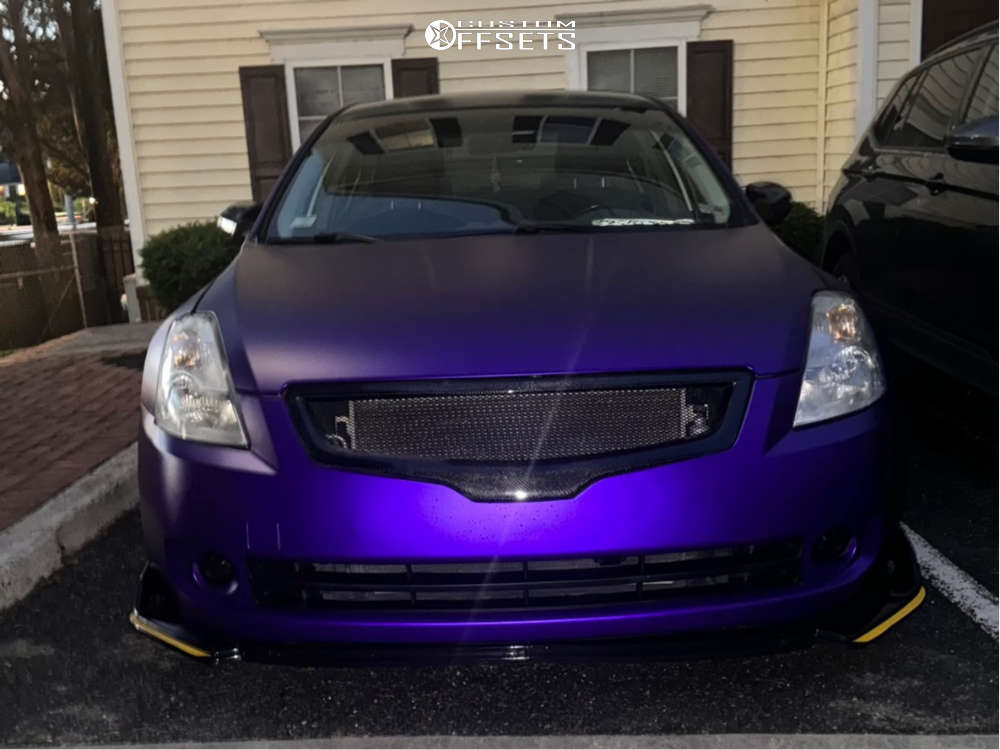 2007 Nissan Altima with 19x9.5 35 Niche Misano and 225/40R19 Lexani Lx ...