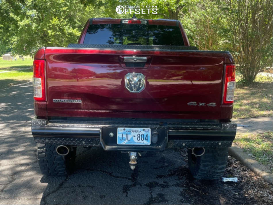 2019 Ram 1500 with 20x10 -48 KMC Km235 and 37/13.5R20 Cooper Discoverer ...