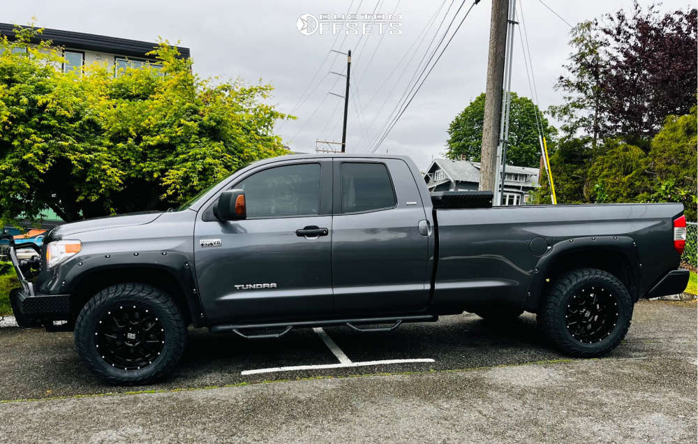 2017 Toyota Tundra with 20x10 -24 XD XD820 and 35/12.5R20 AMP Terrain ...