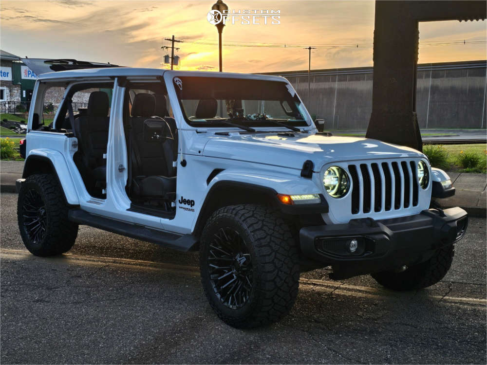 2022 Jeep Wrangler with 20x10 -18 Fuel Strike and 33/12.5R20 Kenda ...