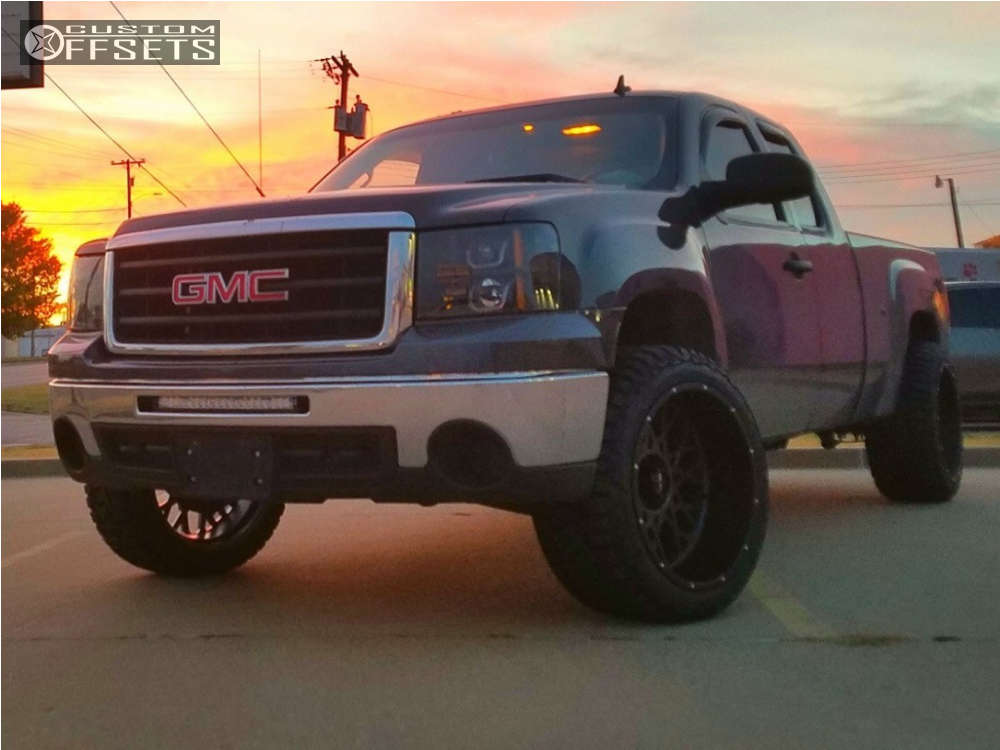 2010 GMC Sierra 1500 with 22x12 -51 Vision Rocker and 33/12.5R22 AMP ...