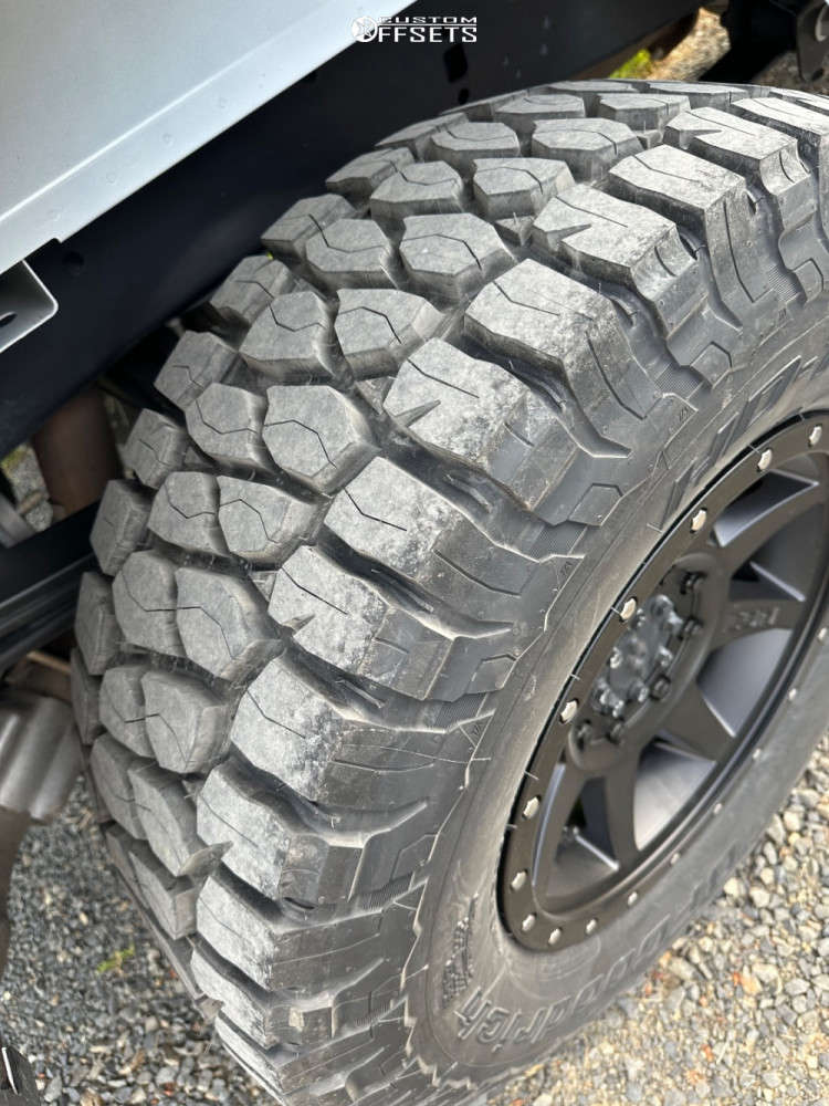 2022 Ford F-250 Super Duty with 18x9 6 Icon Alloys Rebound Hd and 35/12 ...