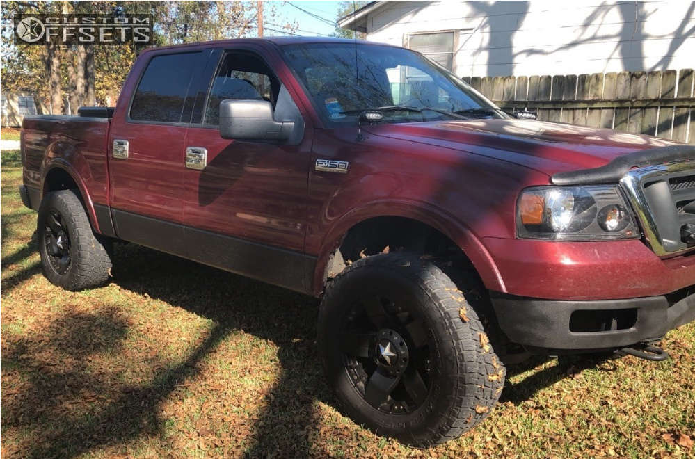 2004 Ford F-150 with 20x10 -24 XD Xd775 and 325/60R20 Nitto Terra ...
