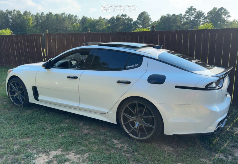 2018 Kia Stinger with 20x9 30 Verde Axis and 245/35R20 Michelin Pilot ...
