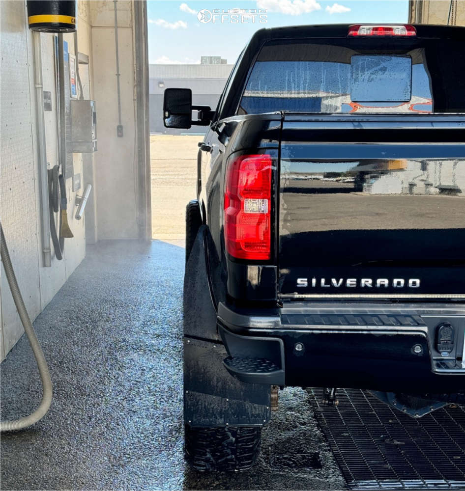 2017 Chevrolet Silverado 2500 HD with 22x12 -44 GT Offroad Strike and ...