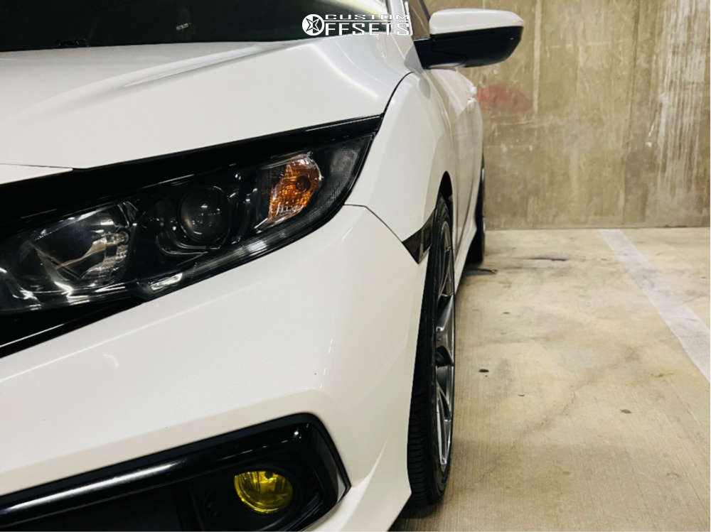 2019 Honda Civic with 18x8.5 35 Aodhan Ah11 and 235/40R18 Falken Ziex ...