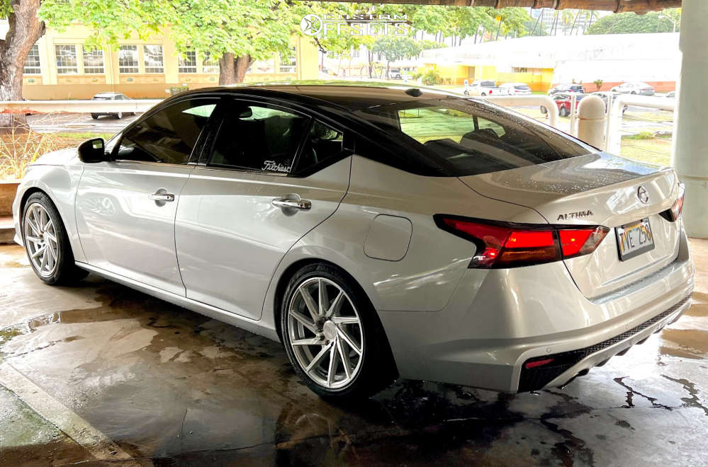 2019 Nissan Altima with 18x8.5 38 F1R F29 and 235/45R18 Vercelli Strada ...