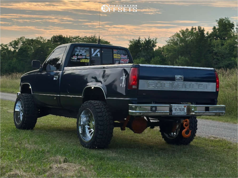 1989 Chevrolet K2500 with 22x12 -51 ARKON OFF-ROAD Caesar and 35/12 ...