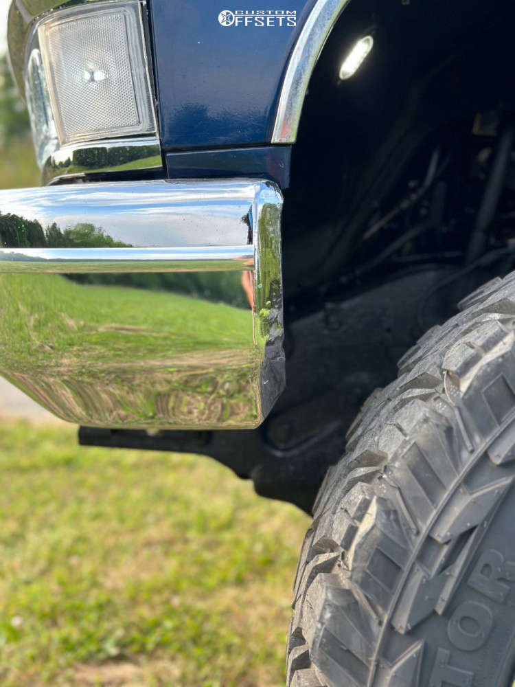 1989 Chevrolet K2500 with 22x12 -51 ARKON OFF-ROAD Caesar and 35/12 ...