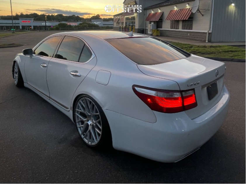 2007 Lexus LS460 with 20x9 30 Aodhan Aff9 and 235/35R20 Lexani Lx ...