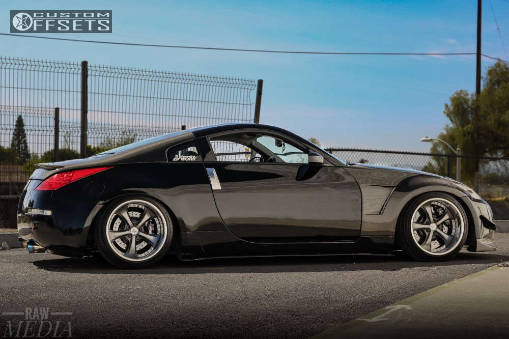 2003 Nissan 350Z with 18x10.5 6 Work VS KF and 235/40R18 Hankook Ventus ...