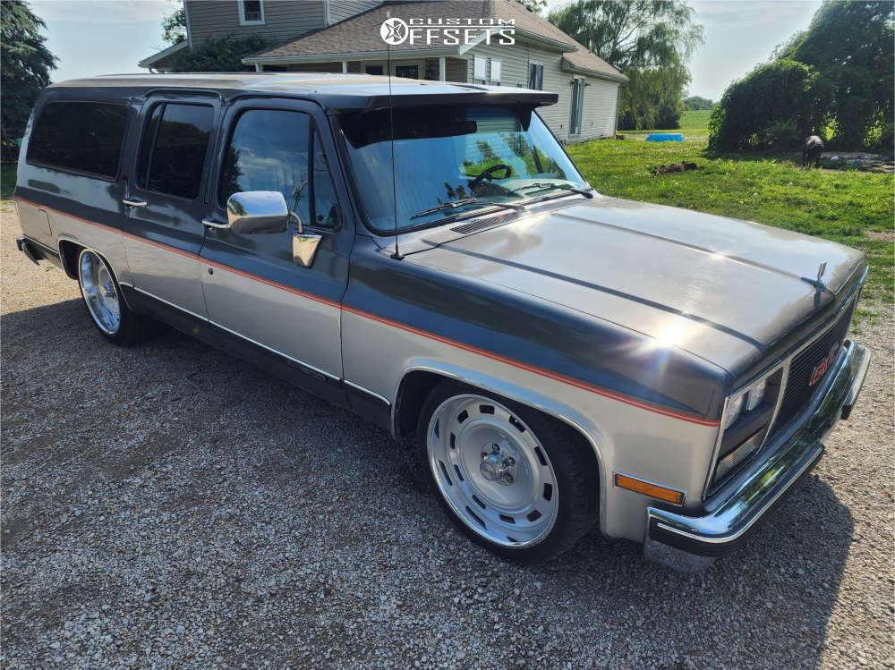 1990 GMC R1500 Suburban with 22x9 15 US Mags Scottsdale and 265/35R22 ...