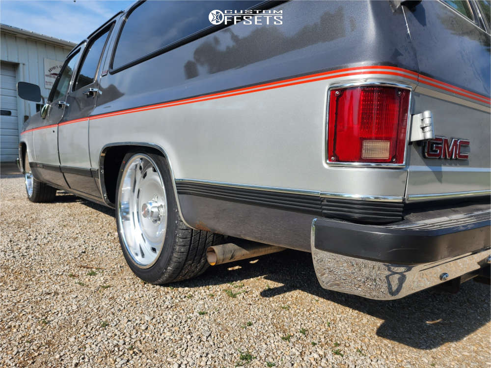 1990 GMC R1500 Suburban with 22x9 15 US Mags Scottsdale and 265/35R22 ...