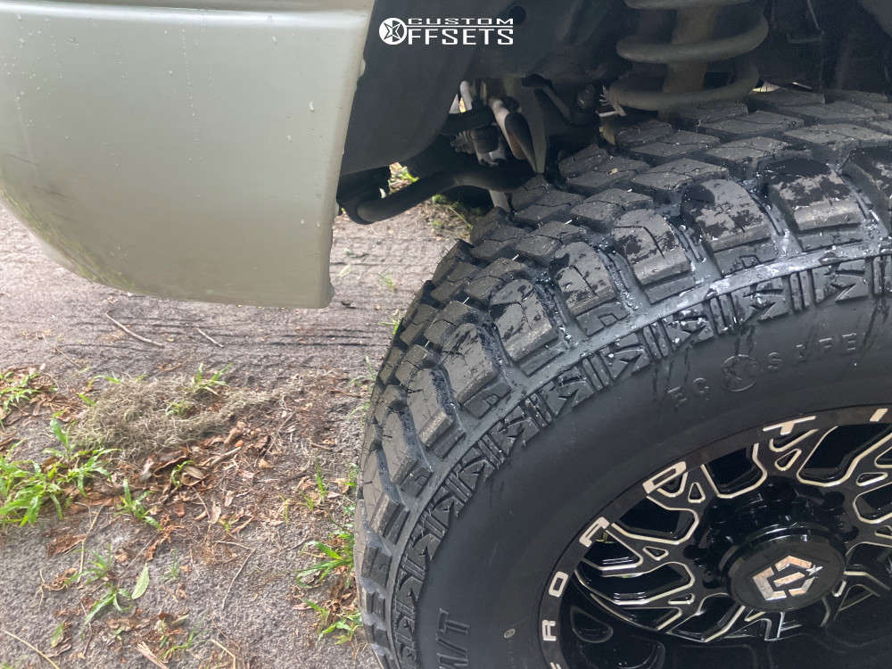 2001 Dodge Ram 2500 with 20x10 -25 TIS 544bm and 37/12.5R20 Gladiator ...