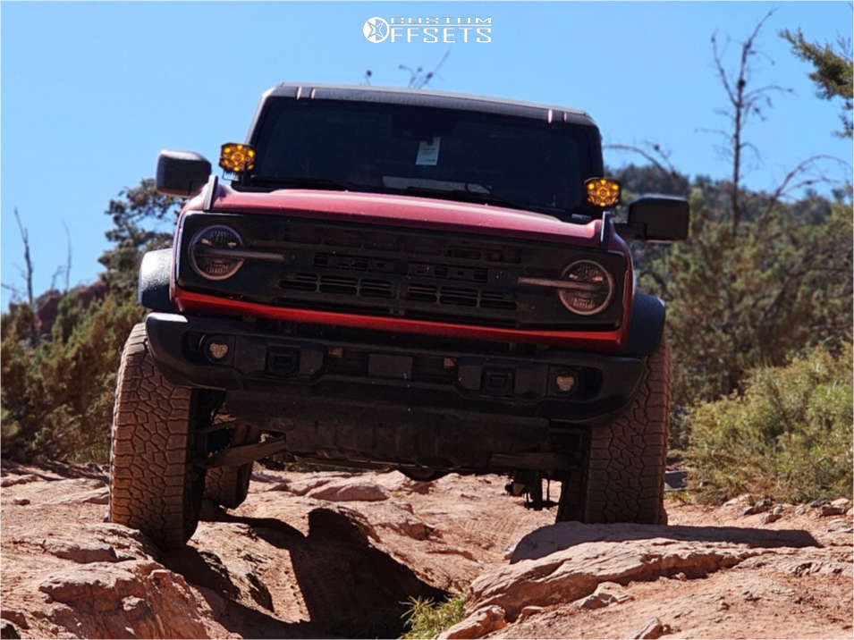 2023 Ford Bronco with 17x8.5 -18 Black Rhino Chamber and 35/12.5R17 ...