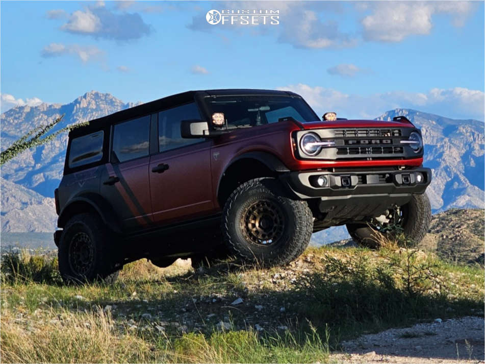 2023 Ford Bronco with 17x8.5 -18 Black Rhino Chamber and 35/12.5R17 ...