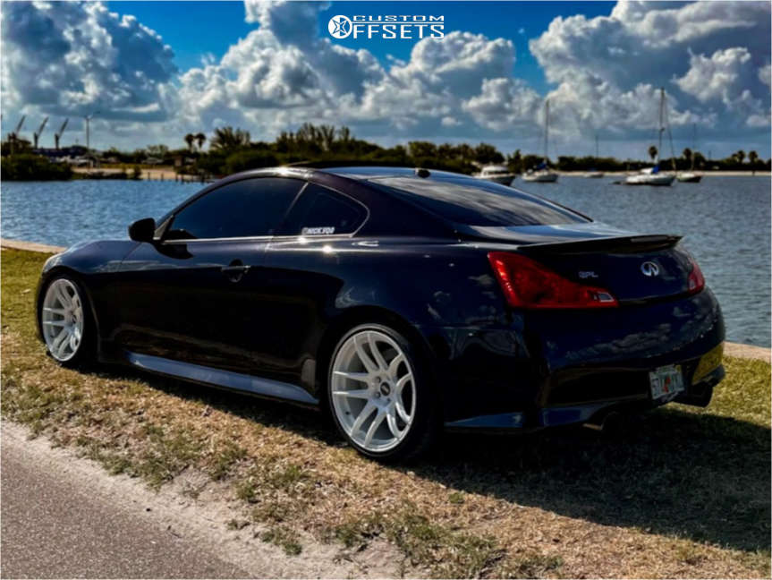 2013 INFINITI G37 with 19x10.5 30 ESR Cs8 and 255/35R19 Continental ...