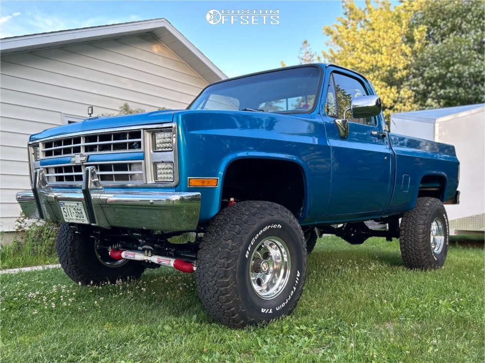 1985 Chevrolet K10 with 15x10 -47 Pro Comp Series 69 and 35/12.5R15 ...