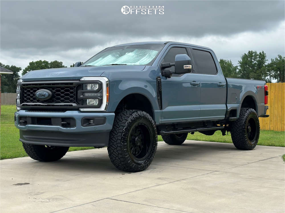 2023 Ford F-250 Super Duty with 20x10 -25 TIS 544gb and 37/12.5R20 ...