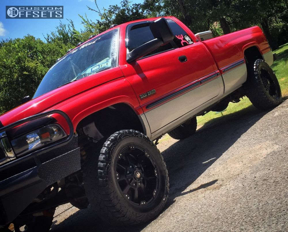1999 Dodge Ram 2500 with 20x10 -19 Ballistic Morax and 35/12.5R20 Pro ...