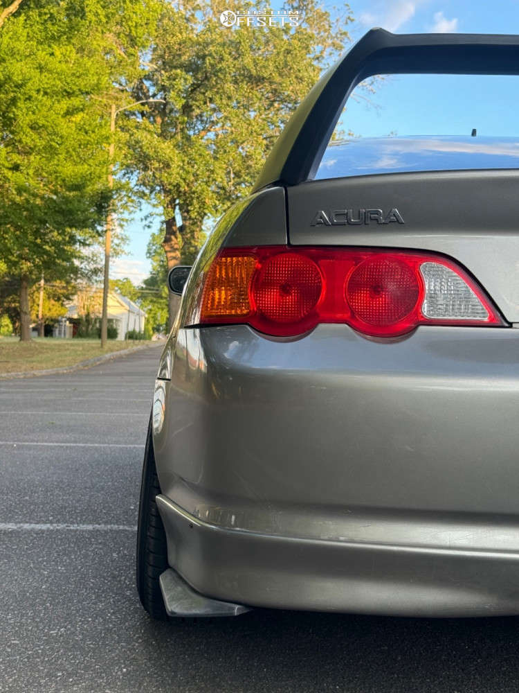 2004 Acura RSX with 17x9 20 MST Time Attack and 225/45R17 Lexani Lx ...