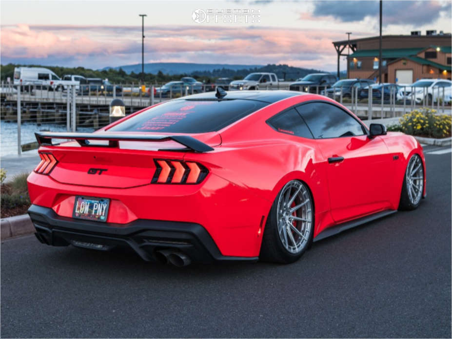 2024 Ford Mustang with 19x10 0 Variant Aure and 265/35R19 Continental ...