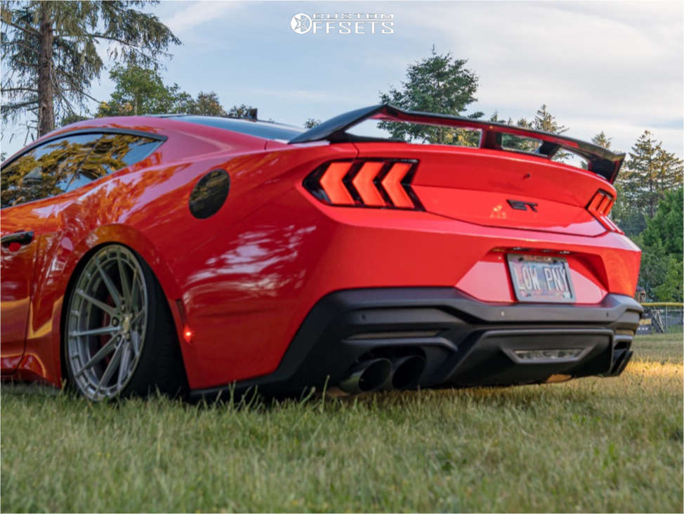 2024 Ford Mustang with 19x10 0 Variant Aure and 265/35R19 Continental ...