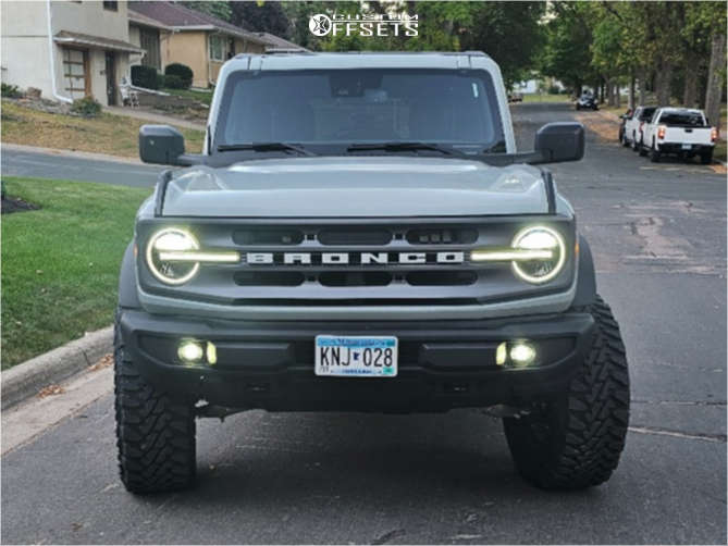 2023 Ford Bronco with 20x10 -25 ARKON OFF-ROAD Mandela and 35/12.5R20 ...