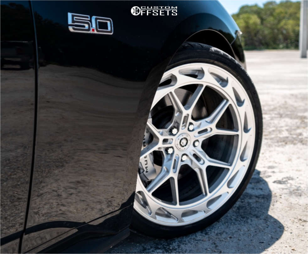 2024 Ford Mustang with 20x10 35 E6 Forged AD10 and 275/35R20 Pirelli ...