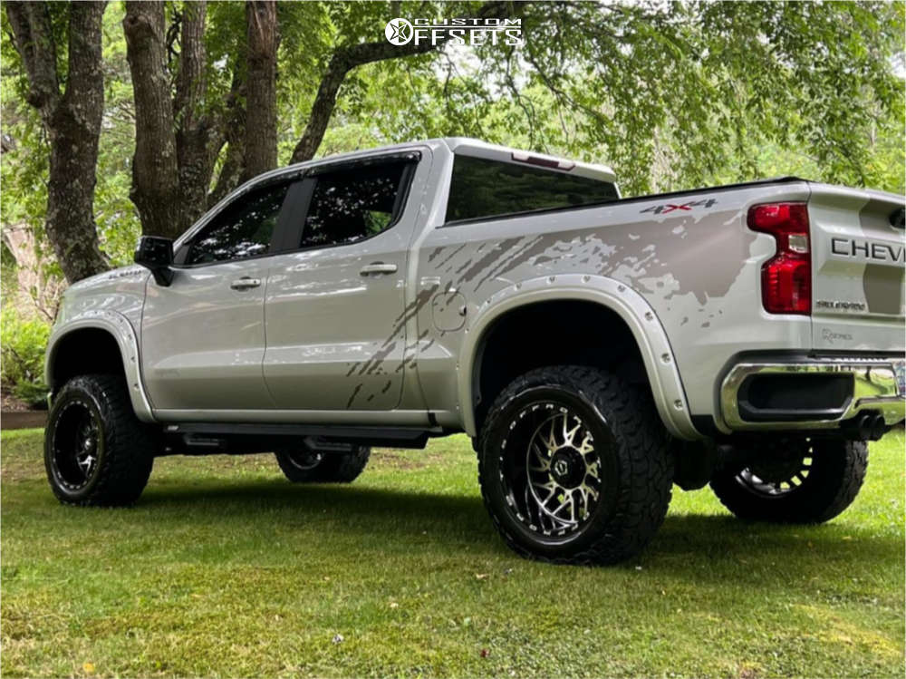 2020 Chevrolet Silverado 1500 with 20x12 -44 TIS 544mb and 35/12.5R20 ...