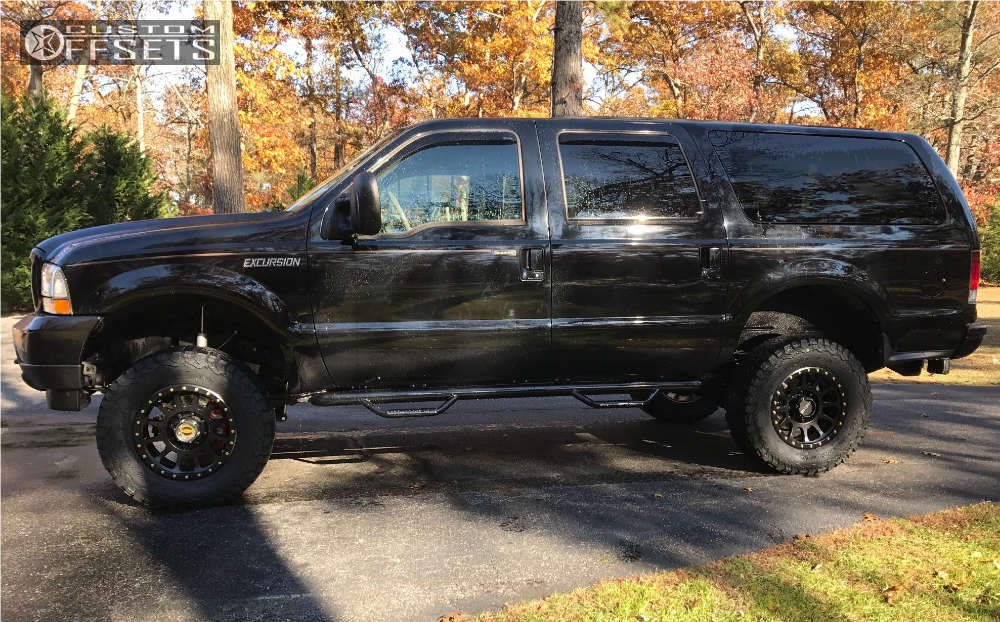 2003 Ford Excursion with 18x9 -12 Method Nv and 305/65R18 BFGoodrich ...