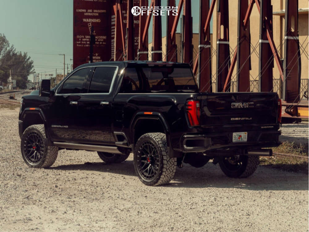 2024 GMC Sierra 2500 HD with 24x10 15 Vossen Lcx-02 and 35/12.5R24 ...