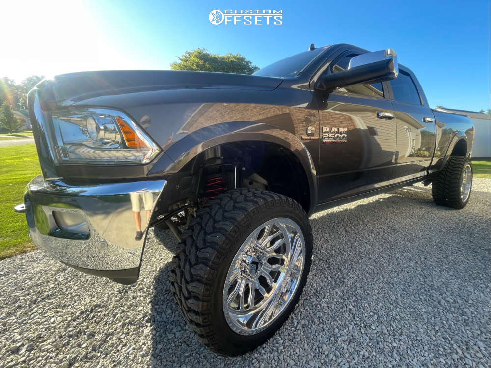 2017 Ram 2500 with 22x12 -44 KG1 Forged Heathen and 33/12.5R22 TIS TT1 ...