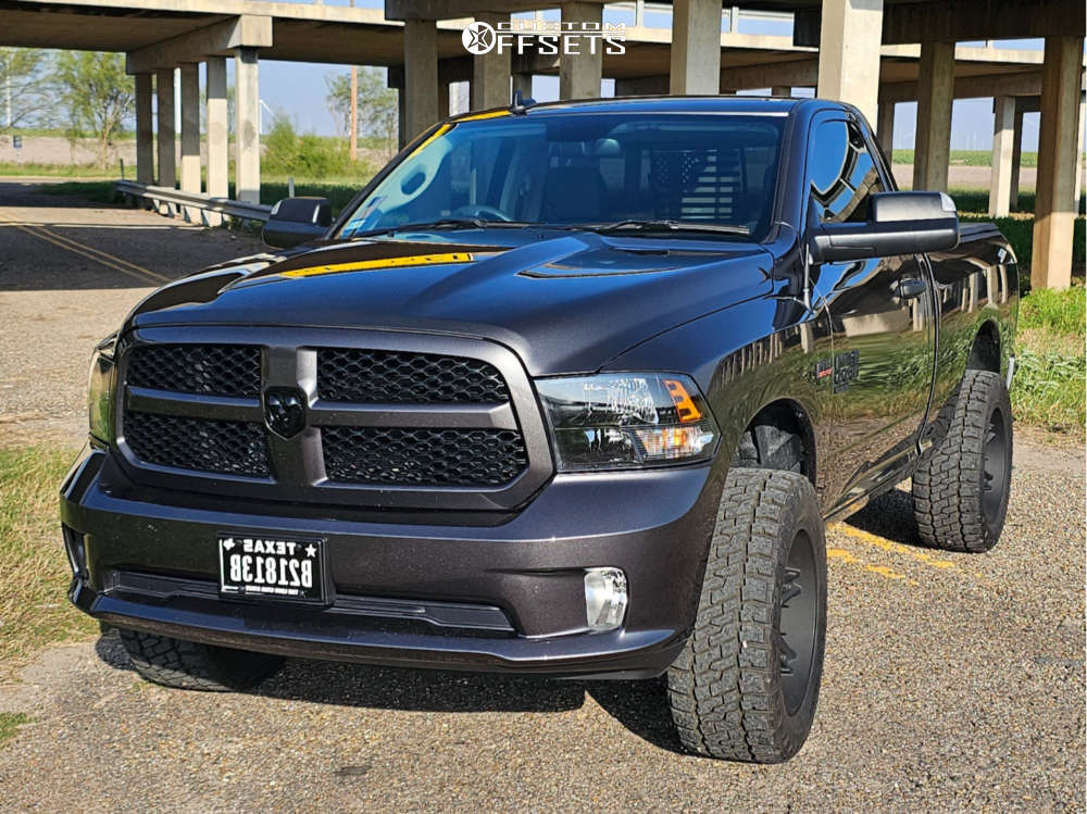 2022 Ram 1500 Classic with 20x10 -25 Vision Razor and 33/12.5R20 Mickey ...