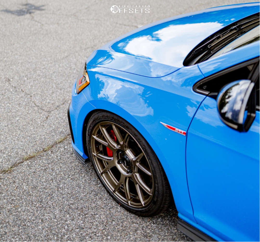 2019 Volkswagen GTI with 18x8.5 43 Konig Ampliform and 235/40R18 Falken ...