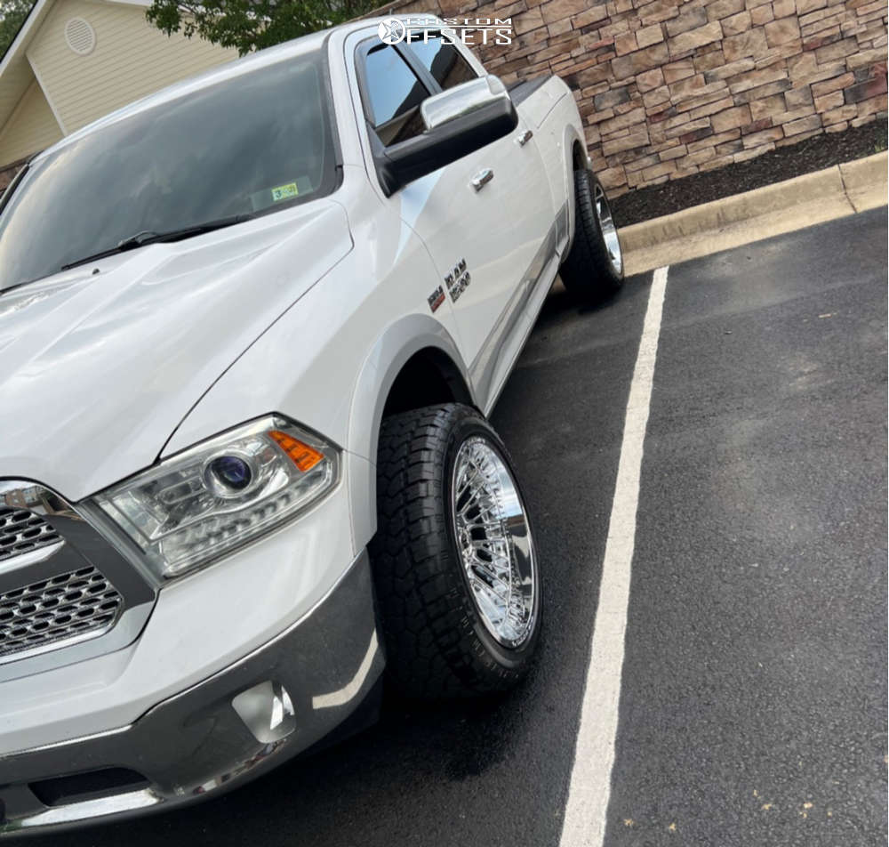 2013 Ram 1500 with 22x12 -44 Luxxx HD Lhd28 and 33/12.5R22 Radar ...