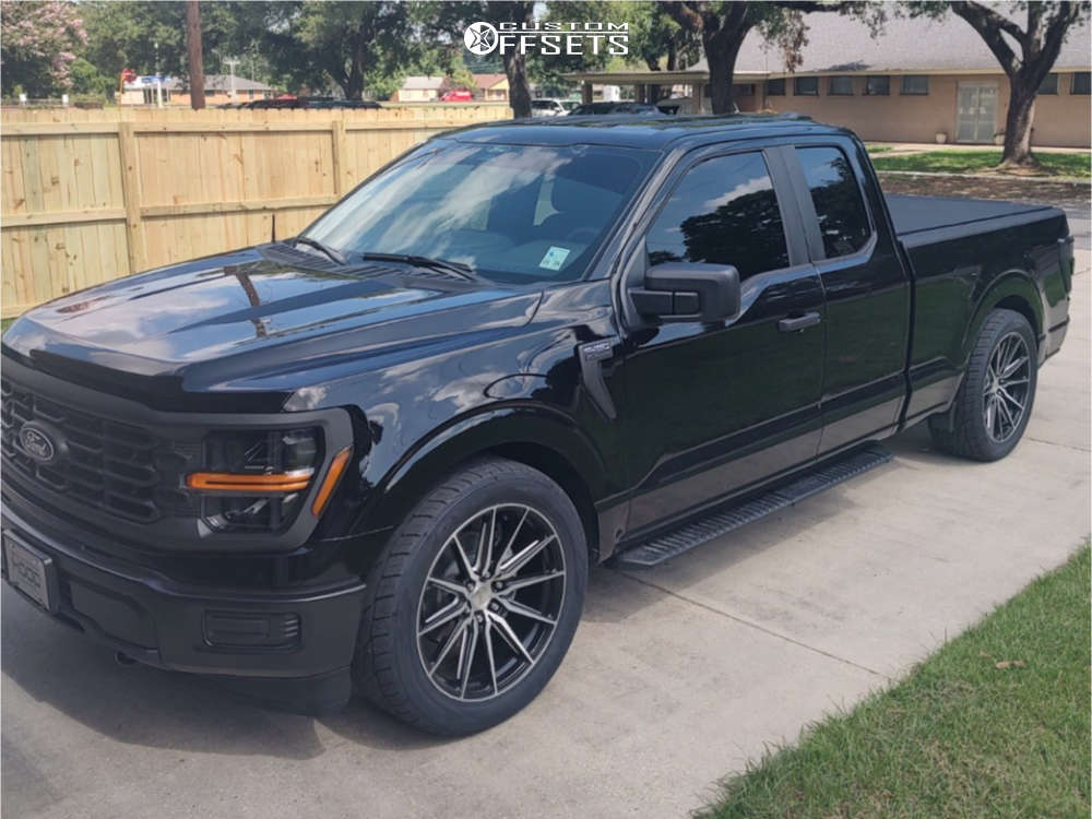 2024 Ford F-150 with 22x9.5 20 Vossen Hf6-1 and 305/45R22 Toyo Tires ...