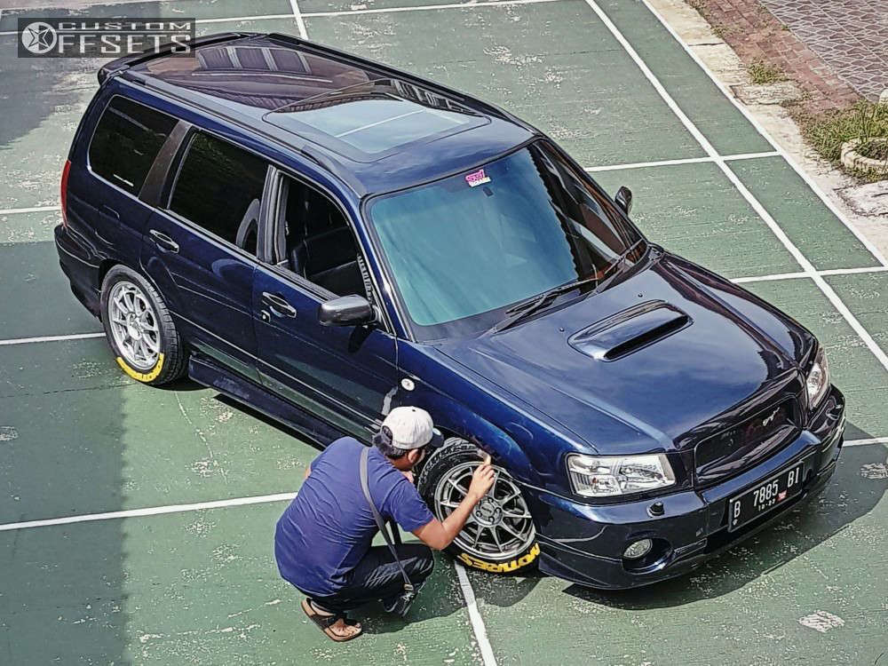 2005 Subaru Forester with 17x7 50 Enkei Nt03 and 225/50R17 Toyo Tires ...