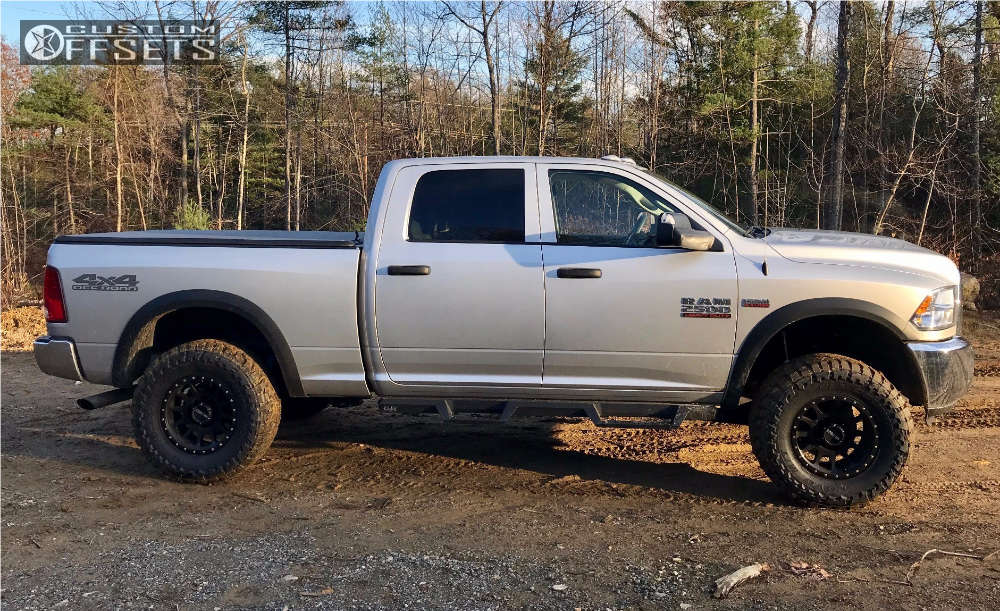 2017 Ram 2500 with 18x9 -12 Method Nv and 35/12.5R18 Toyo Tires Open ...