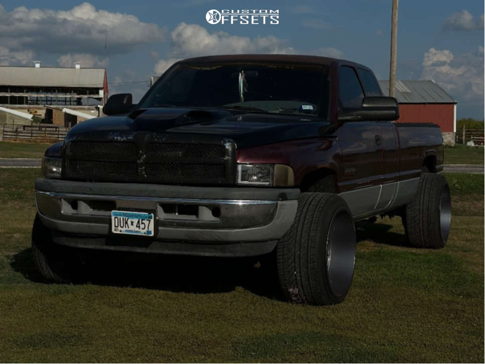 2001 Dodge Ram 2500 with 24x14 -81 ARKON OFF-ROAD Caesar and 315/35R24 ...